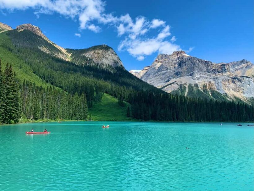 Banff: Moraine Lake, Lake Louise, Emerald Lake and Yoho Trip - The Guide and Transportation: The Heart of the Experience