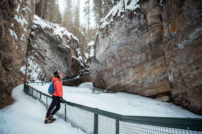 Banff: Morning or Afternoon Johnston Canyon Icewalk - FAQ