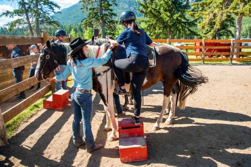Banff National Park: 1-Hour Bow River Horseback Ride - An Introduction to This Banff Horseback Adventure