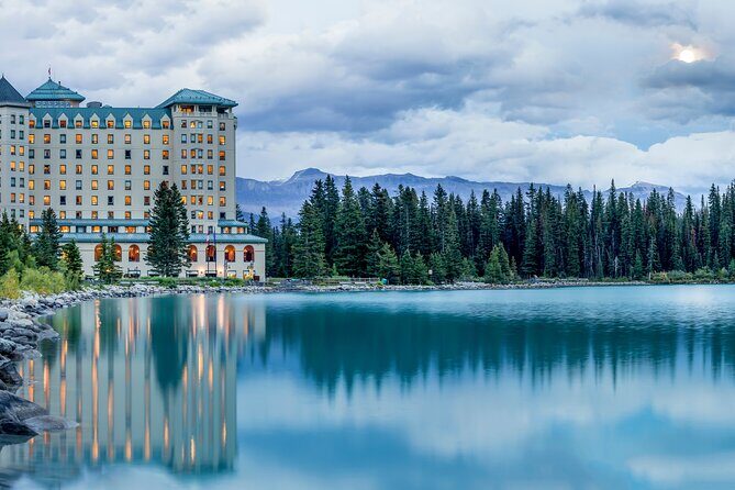 Banff Private Lake Tour: Moraine, Louise, Peyto & Emerald - An In-Depth Look at the Itinerary