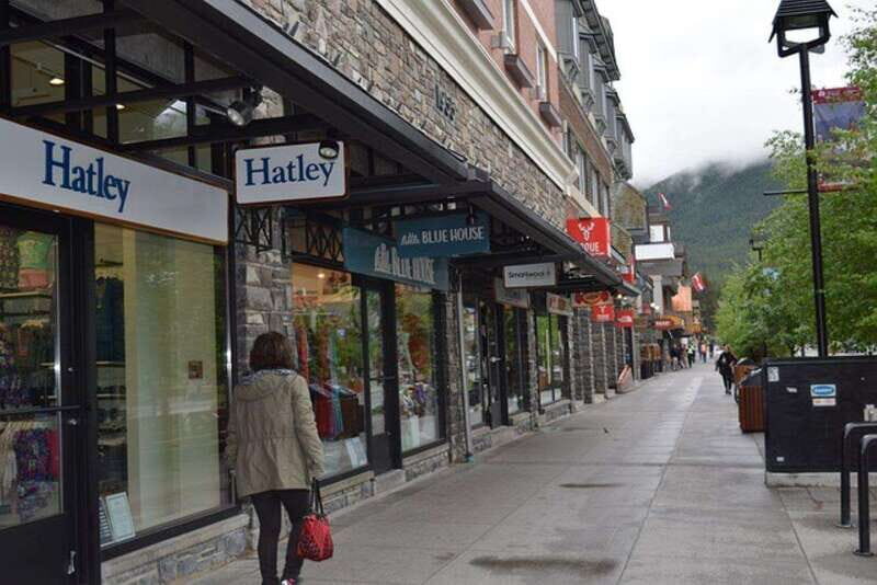 Banff: Single Day Private Tour - Key Points