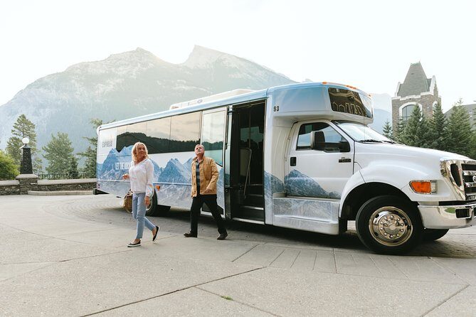 Banff Tour with Gondola & Lake Cruise - roundtrip from Calgary - The Transport and Group Size — What Matters
