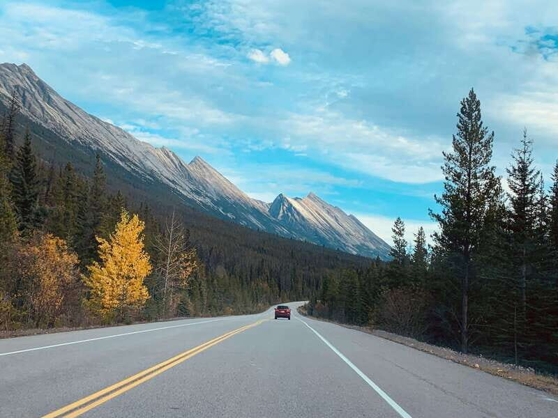 Banff Town: Lake Louise Moraine, Glacier, Peyto & Bow Lake - The Itinerary: A Day in the Canadian Rockies