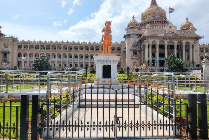 Bangalore Scavenger Hunt and Sights Self-Guided Tour - A Closer Look at the Tour