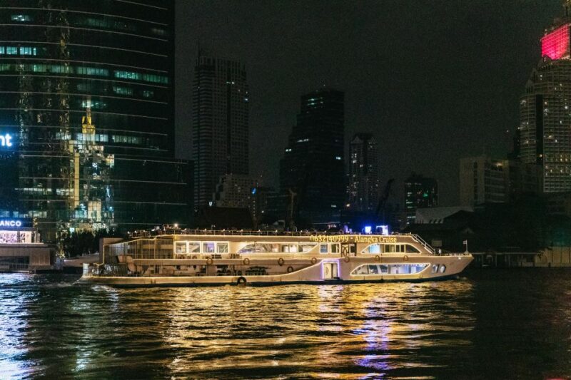 Bangkok: Alangka Luxury Buffet Dinner Cruise With Live Music - Final Thoughts