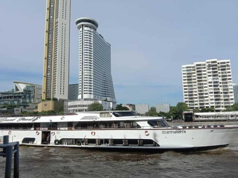 Bangkok-Ayutthaya day tour by bus return by cruise & Hotel - Who Would Enjoy This Tour?