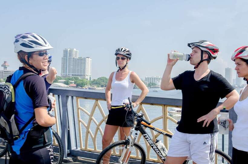 Bangkok: Backstreets and Historic Temples Bike Tour - The Value and Who It’s Best For