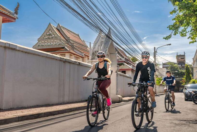 Bangkok: Backstreets and Historic Temples Bike Tour - Who Should Consider This Tour?