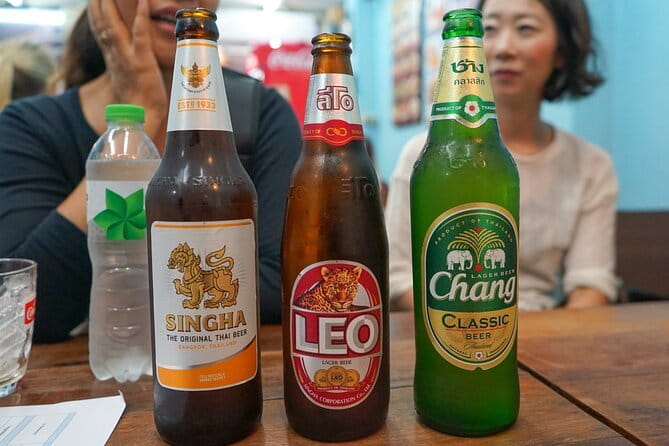 Bangkok Bar Hopping Night Tour in Siam - Fourth Stop: Street Food and Night Market Walk
