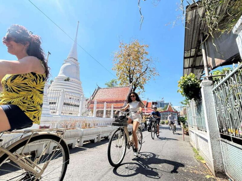 Bangkok: Bicycle Experiences and Longtail Boat Canal Cruise - Why This Tour Works for Different Travelers