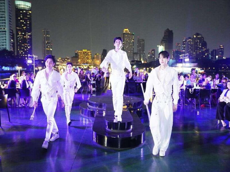 Bangkok: Carnival Party Dinner Cruise on the Chao Phraya - Analyzing Value and Practical Considerations