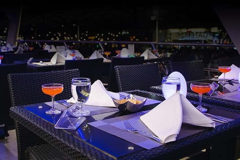 Bangkok: Chao Phraya River Dinner Cruise with Buffet - Why This Tour Offers Good Value