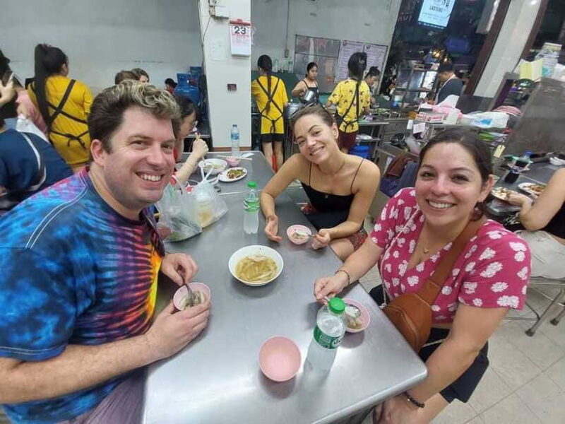 Bangkok: Chinatown Food Tour with Michelin Food Stalls - Who Should Consider This Tour?
