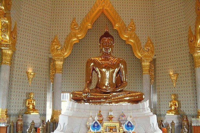 Bangkok City Tour By Selfie Expert : Famous Temples & Attractions - An Authentic Bangkok Experience with a Selfie Twist