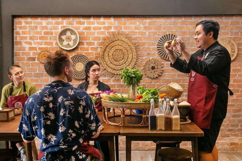 Bangkok: Cooking Class with Market Visit & Tuk Tuk Ride - Key Points