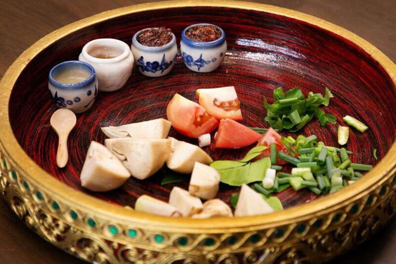 Bangkok: Cooking Class with Market Visit & Tuk Tuk Ride - Who Should Consider This Tour?