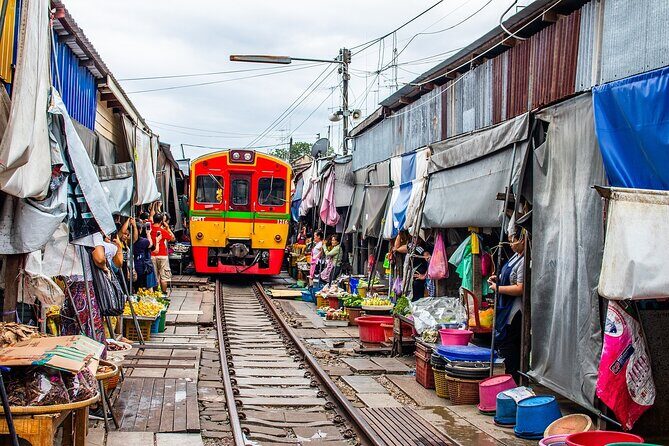 Bangkok Damnoen Floating Market and Maeklong Railway Private Tour - Key Points