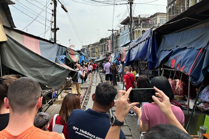 Bangkok Damnoen Floating Market and Maeklong Railway Private Tour - FAQ