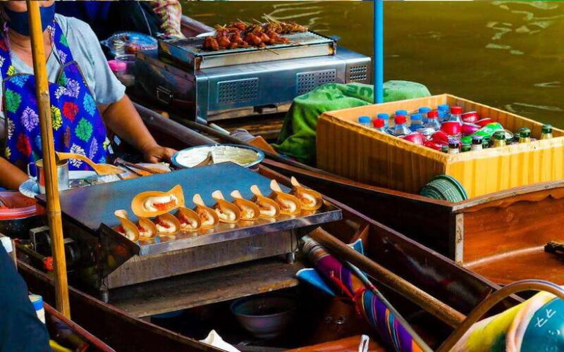 Bangkok: Damnoen Saduak and Train Market with Boat Ride - Discovering Bangkok’s Unique Markets: Damnoen Saduak & Maeklong