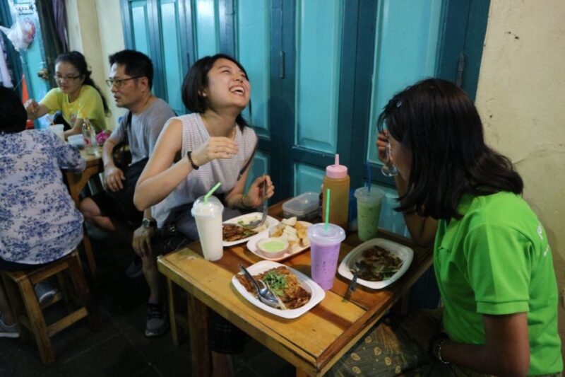 Bangkok: E-Scooter Night Tour with Local Street Food - Who Should Book This Tour?