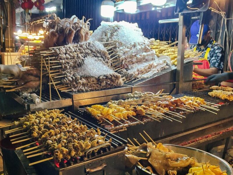 Bangkok: Evening Tour with Wat Arun, Wat Pho & Tuk Tuk Ride - Key Points