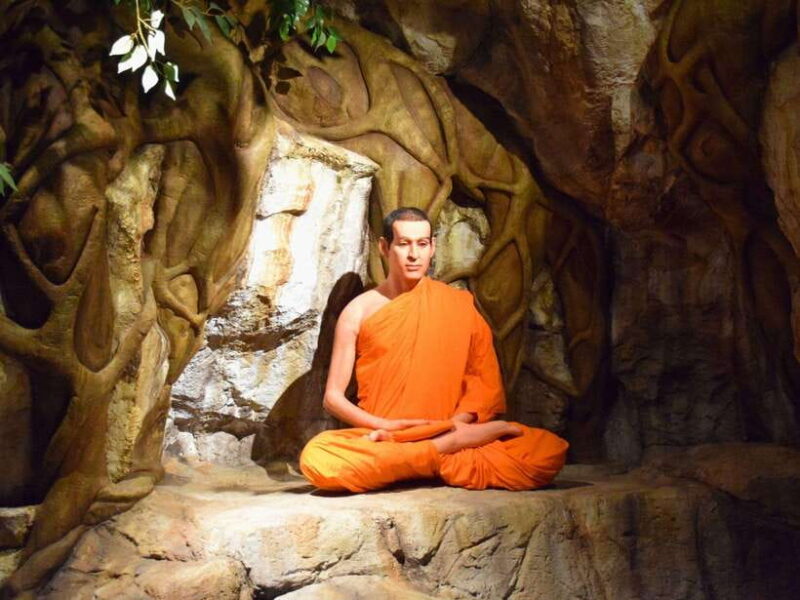 Bangkok: Floating Market, Dragon Temple, Na Satta Museum - The Itinerary Breakdown