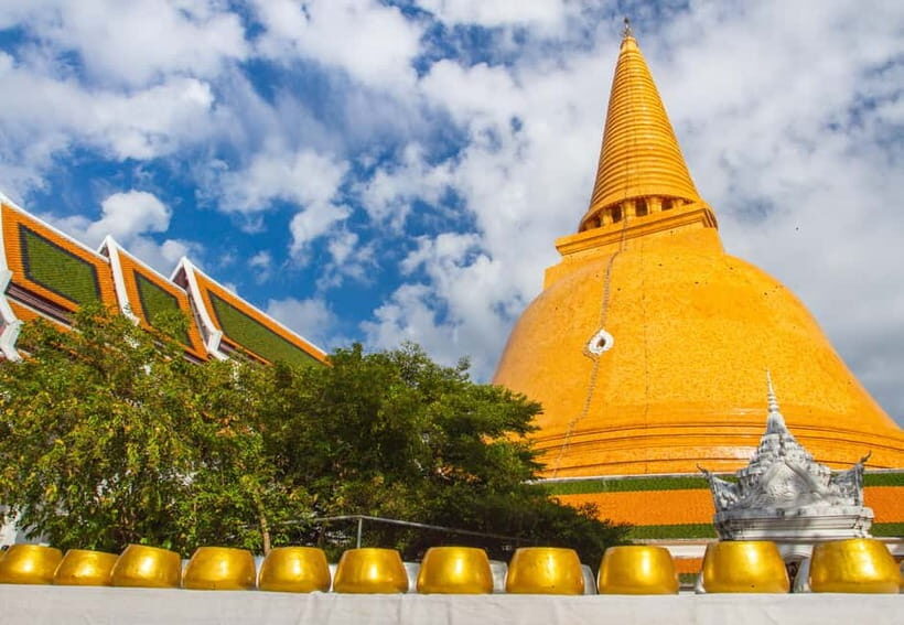 Bangkok: Floating Market, Phra Pathom Pagoda & Cafes Tour - Key Points