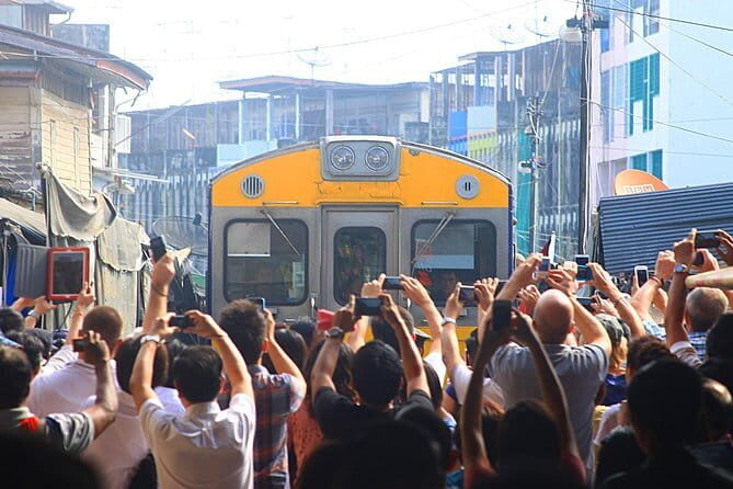Bangkok: Floating Market & Railway Market Discovery - FAQ