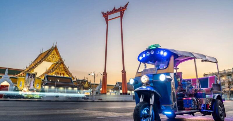 Bangkok: Flower Market and Food Night Tour by Tuk Tuk - A Closer Look at the Itinerary