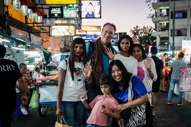 Bangkok Food Tour with a Local: China Town Feast for Foodies 100% Personalized - Key Points