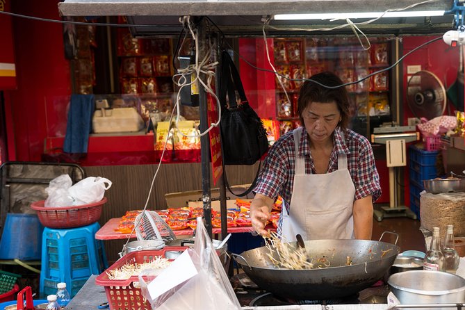 Bangkok Food Tour with a Local: China Town Feast for Foodies 100% Personalized - Why This Tour Is a Great Choice