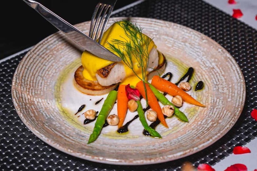 Bangkok: Giorgio's Riverside Royal Orchid Sheraton Hotel - Key Points