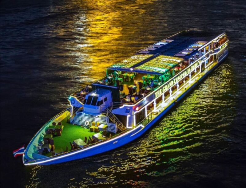 Bangkok: Grand Chao Phraya Dinner Cruise with Live Show - Analyzing the Value