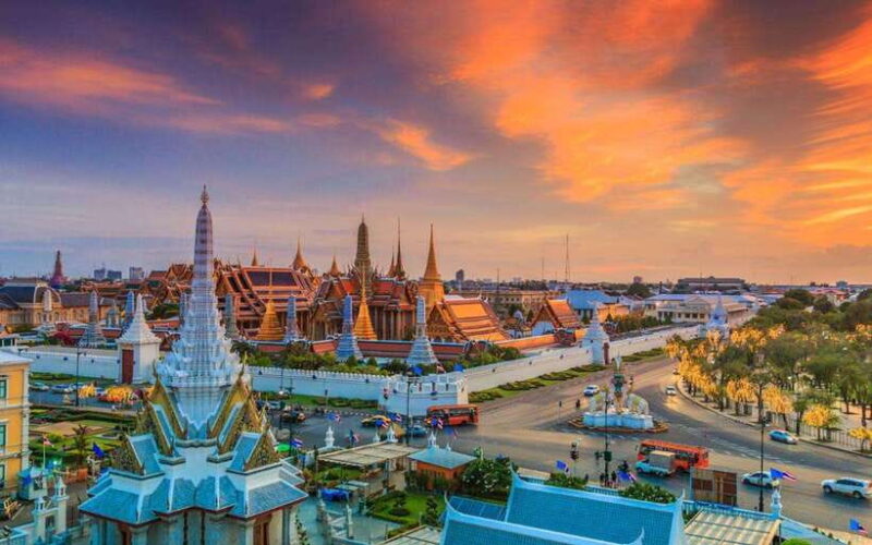 Bangkok: Grand Palace, Wat Arun & Giant Buddha Iconic Tour - Review Snippets & Authentic Perspectives
