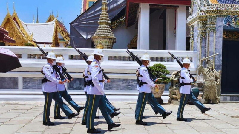 Bangkok: Grand Palace, Wat Arun & Giant Buddha Iconic Tour - Final Thoughts