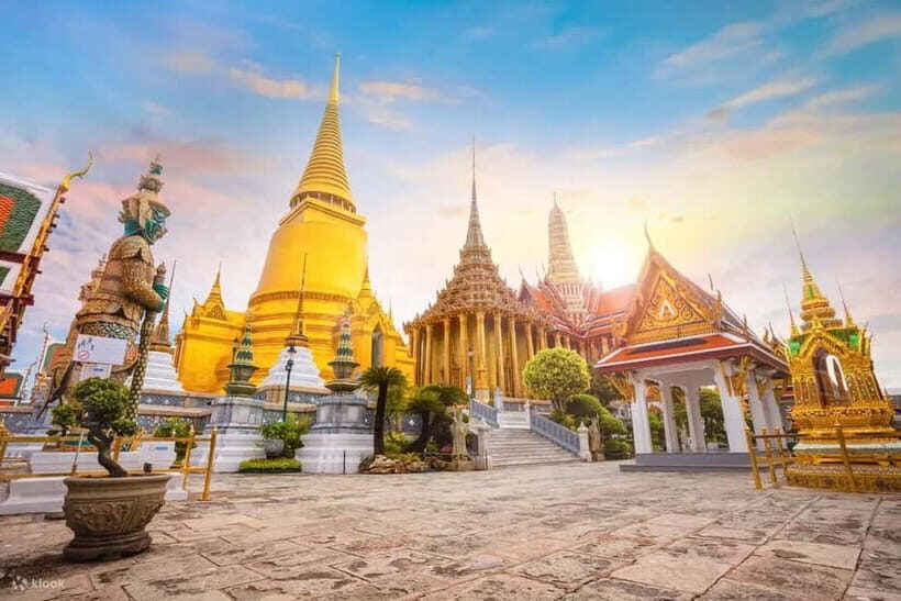 Bangkok: Grand Palace, Wat Pho, and Wat Arun Guided Tour - Key Points