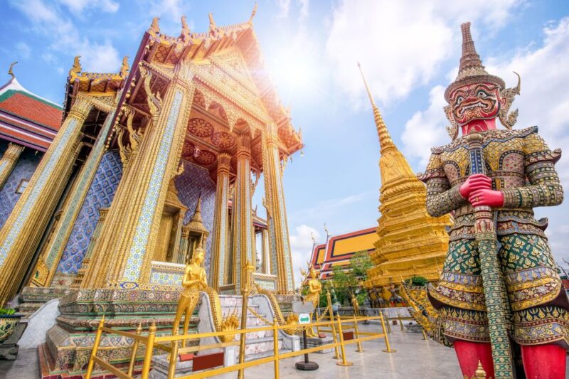 Bangkok: Grand Palace, Wat Pho, and Wat Arun Private Tour - What You’ll Experience at Each Site