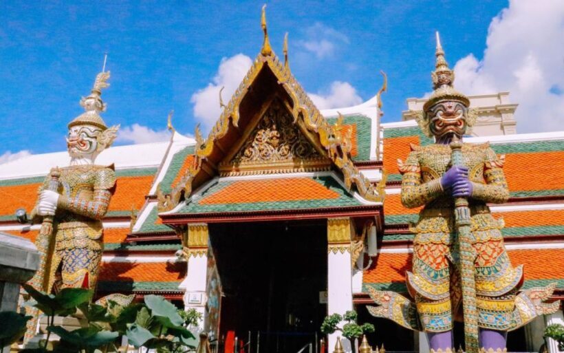 Bangkok: Grand Palace, Wat Pho, & Wat Arun Walking Tour - A Detailed Look at What You Can Expect