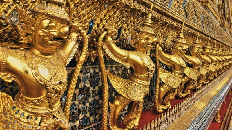 Bangkok: Grand Palace, Wat Phra Kaew, and Wat Trimit Tour - What Makes This Tour Stand Out