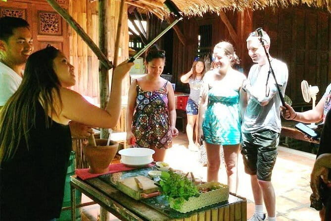 Bangkok Green Oasis Nature Bike Tour - Lunch: A Taste of Thailand