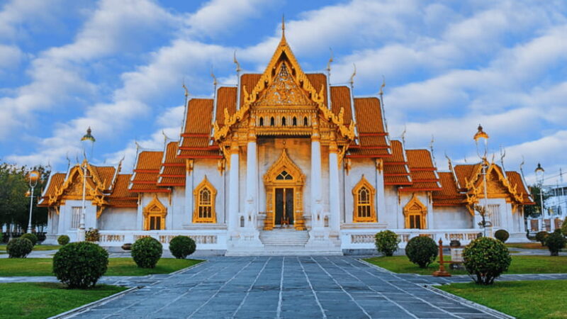 Bangkok: Half-Day Guided City Tour with Temples - Who Should Consider This Tour?