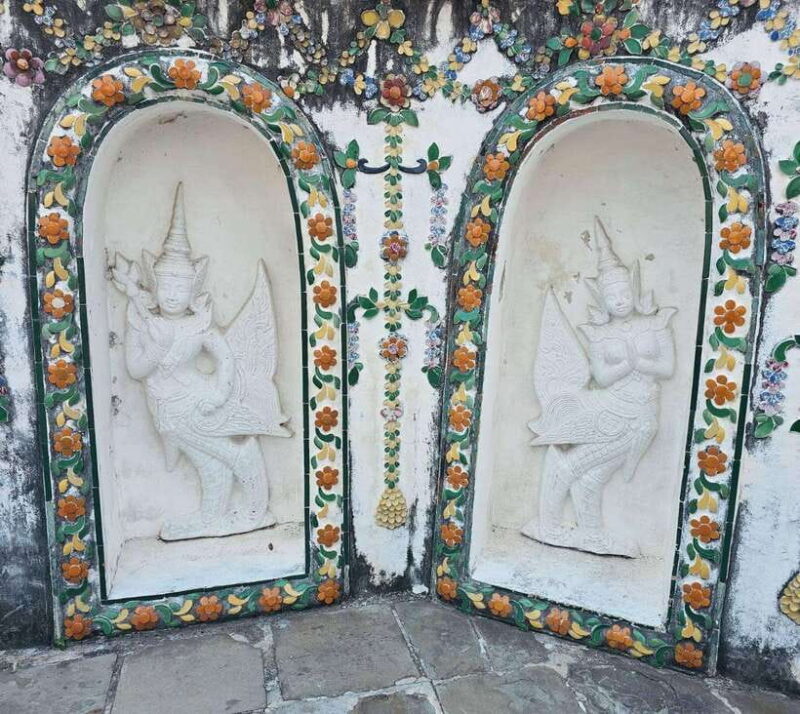 Bangkok : History Temples Markets and Food Tasting - The Sum Up