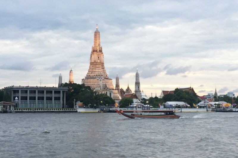 Bangkok in a Day: Must-Visit Highlights Tour with a Guide - The Pacing and Group Size