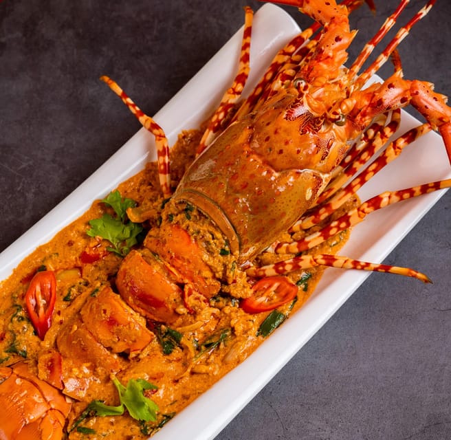 Bangkok: Jumbo Lobster Riverside Set Packages - The Dining Experience