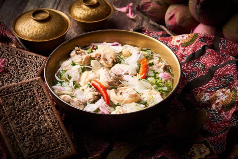 Bangkok: Khao Ekkamai Thai Cuisine - FAQ