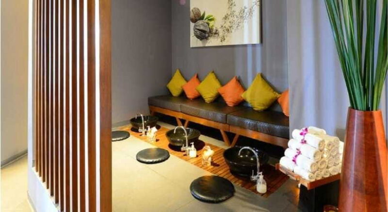 Bangkok: Let's Relax Siam Square One E-voucher - The Experience of the Massage