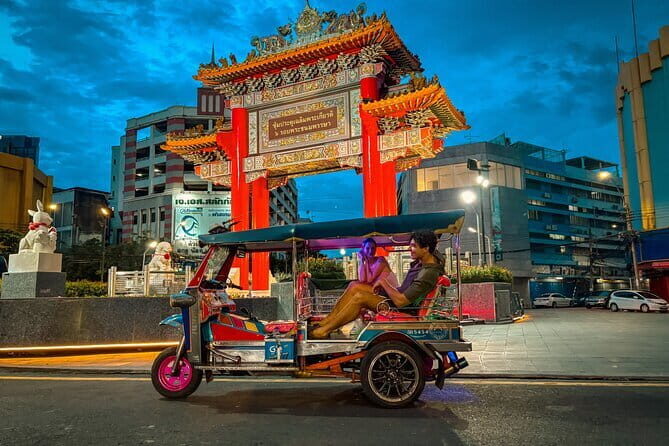 Bangkok Lunch Cruise Day TourGrand Palace, Wat Arun & Wat Paknam - FAQ