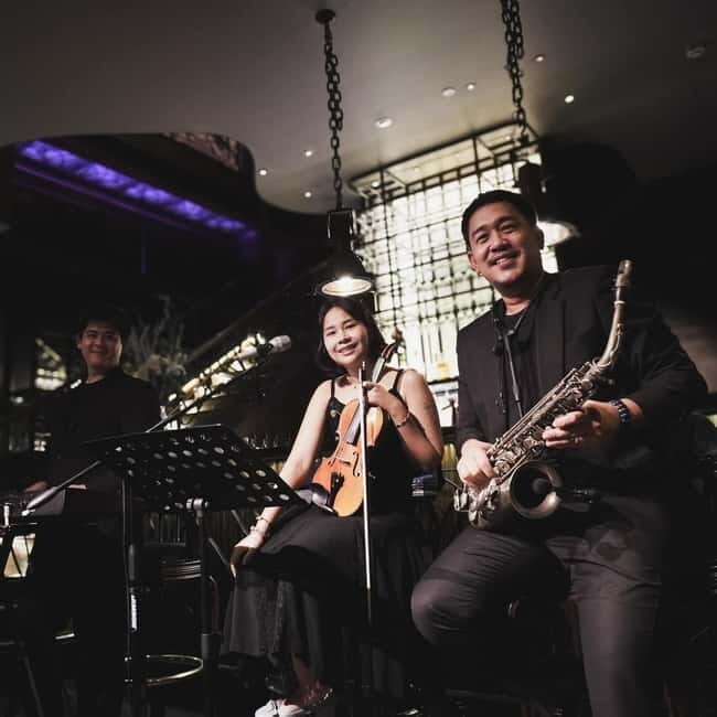 Bangkok: Medici Kitchen & Bar Couple Package - Key Points