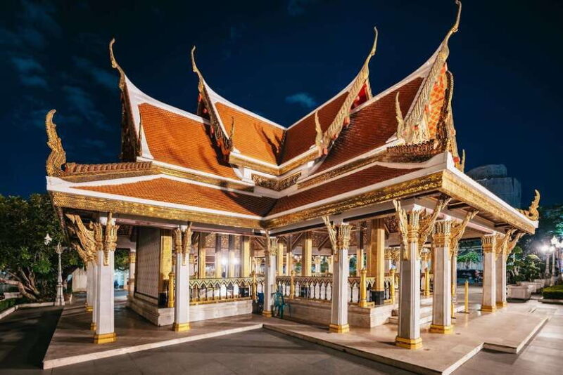 Bangkok: Michelin Guide Street Food Tour by Tuk Tuk - Is This Tour Right for You?