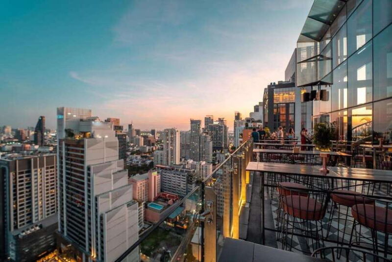 Bangkok: Mojjo Rooftop Lounge & Bar Food & Beverage Package - The Practicalities
